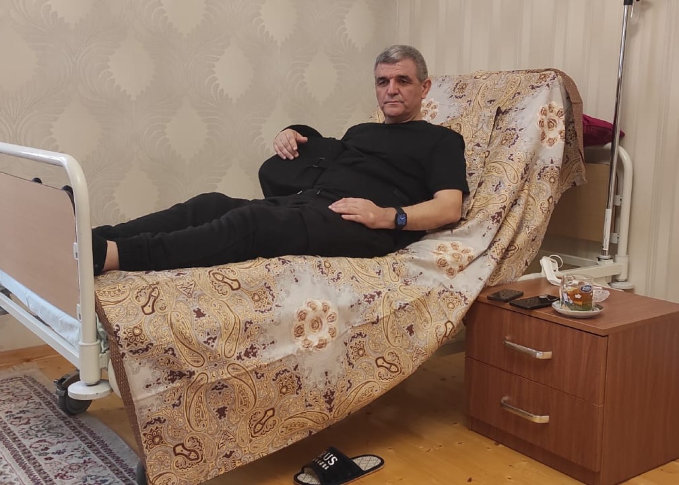 Fazil Mustafa evində: ailəsi belə qarşıladı - FOTO / VİDEO - Globalinfo.az